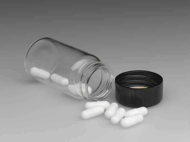 'Capsulin' oral insulin pill | Science Museum Group Collection