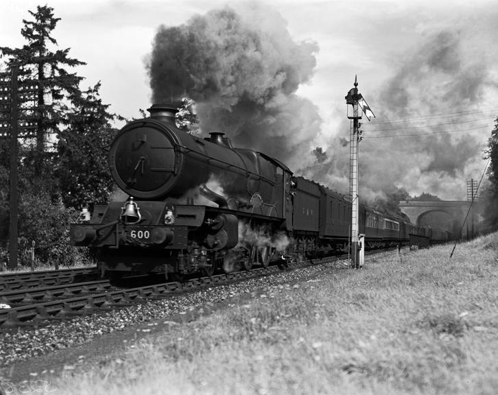 Great Western Railway steam locomotive 'King George V' 4-6-0 King class ...