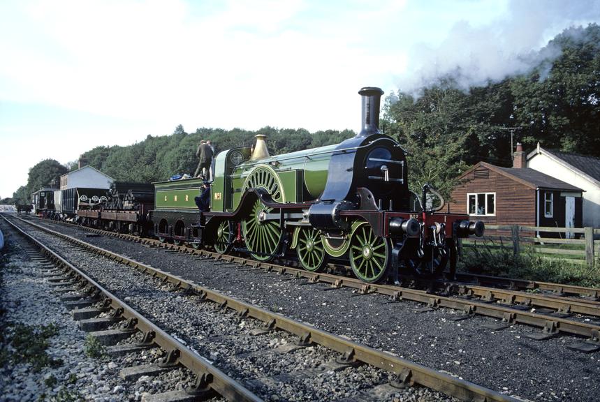 Great Northern Railway 4-2-2 locomotive Stirling Single | Science ...