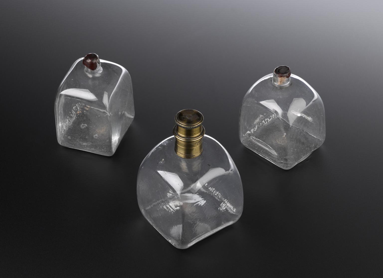 George III's glass phials | Science Museum Group Collection
