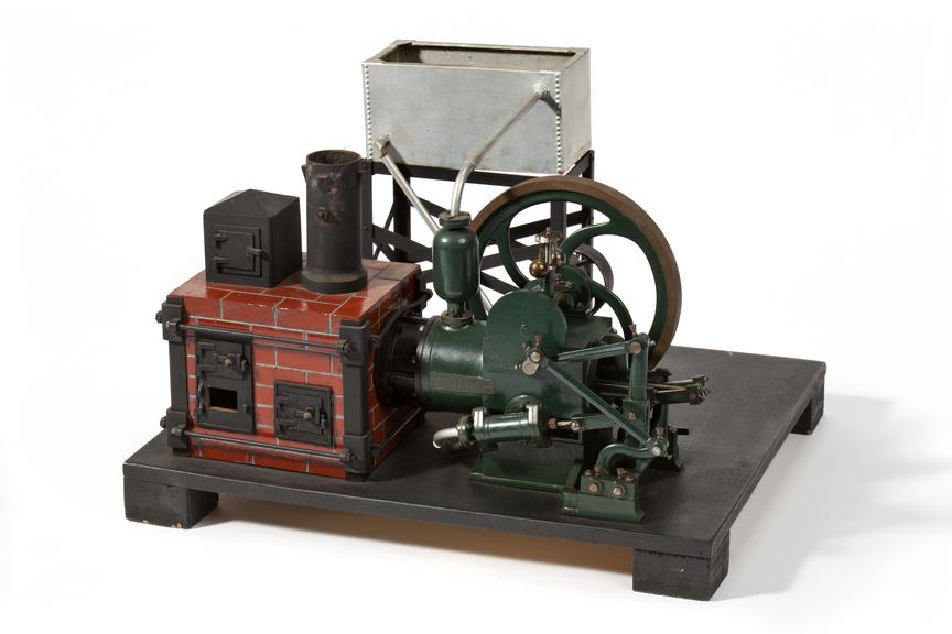 Hot air engine model of two cylinder type | Science Museum Group Collection