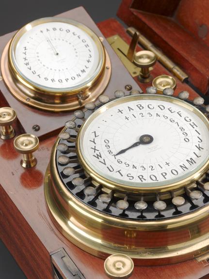Wheatstone's portable ABC telegraph | Science Museum Group Collection