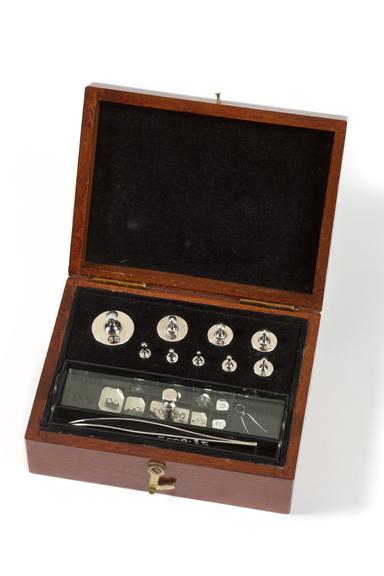 Analytical Weights Set | Science Museum Group Collection