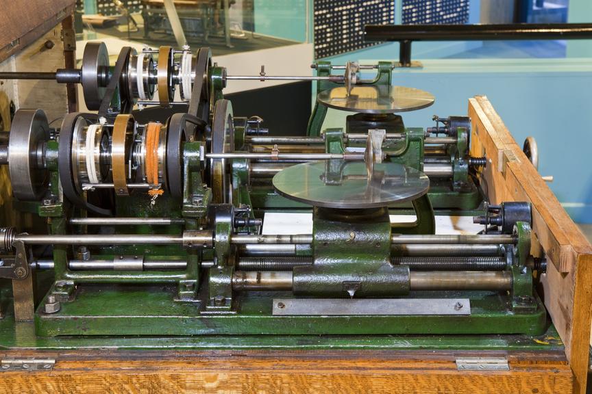 Differential analyser | Science Museum Group Collection