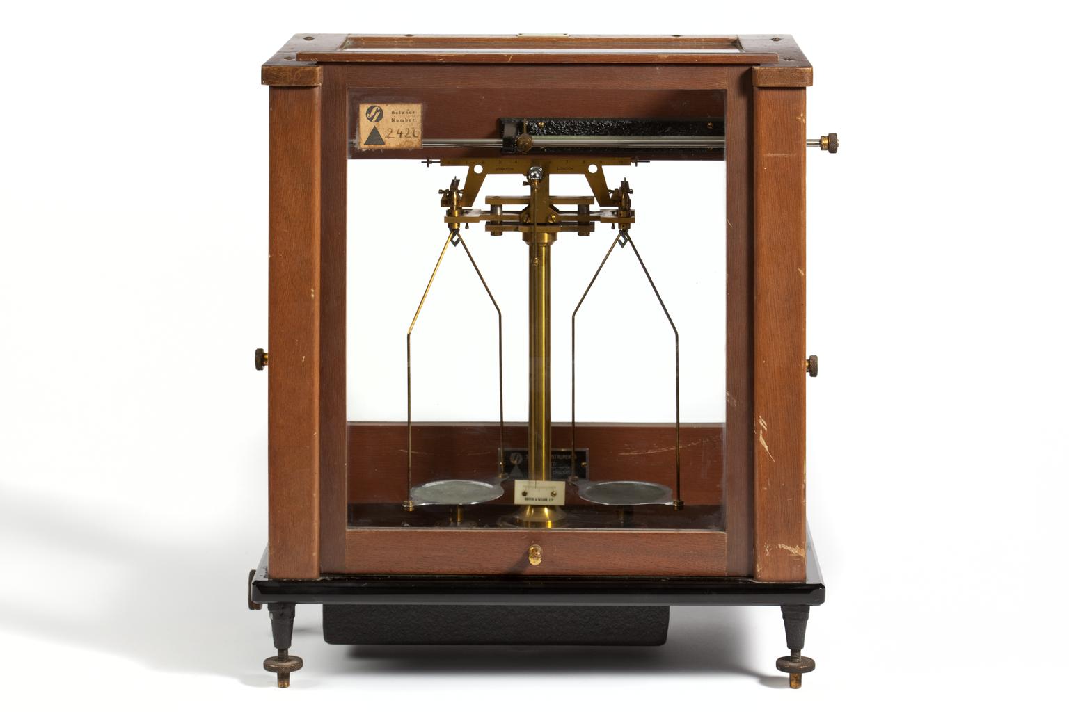 Chemical Balance | Science Museum Group Collection