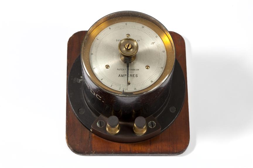 Moving Coil Ammeter | Science Museum Group Collection