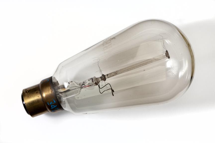 Wrendal bayonet cap light bulb | Science Museum Group Collection