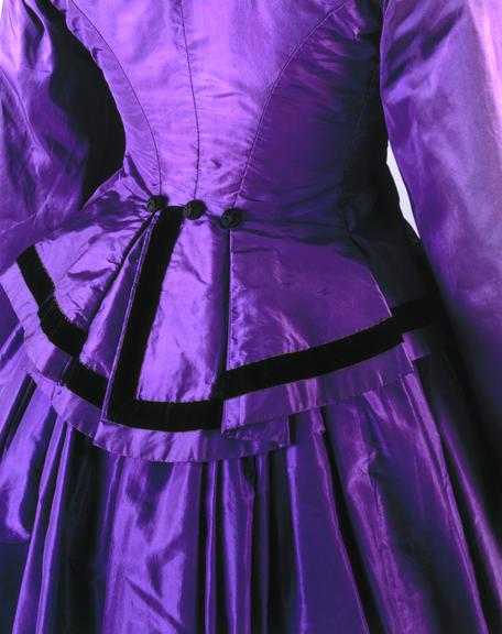 Silk skirt and blouse dyed with Perkin's mauve aniline dye | Science ...