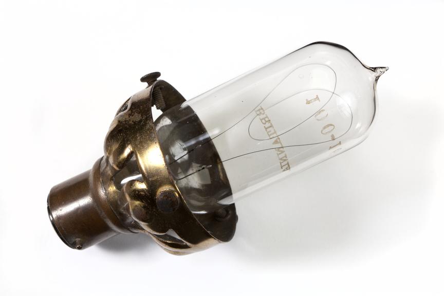 carbon filament vacuum lamp | Science Museum Group Collection