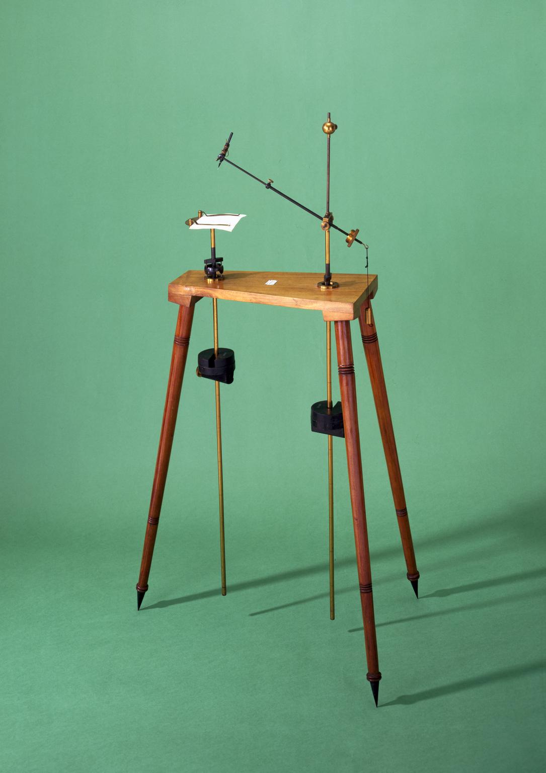 Harmonograph by Newton, 1909. | Science Museum Group Collection