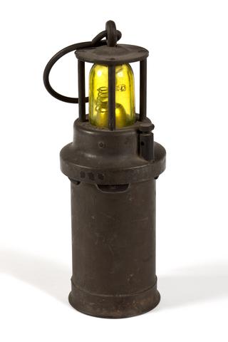 Miners safety lamp | Science Museum Group Collection
