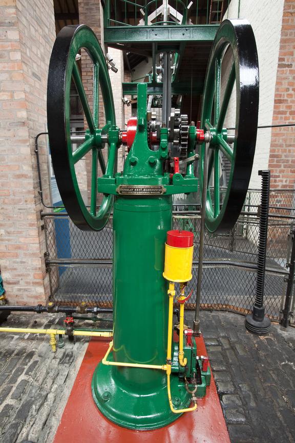 Crossley Brothers Atmospheric Gas Engine | Science Museum Group Collection