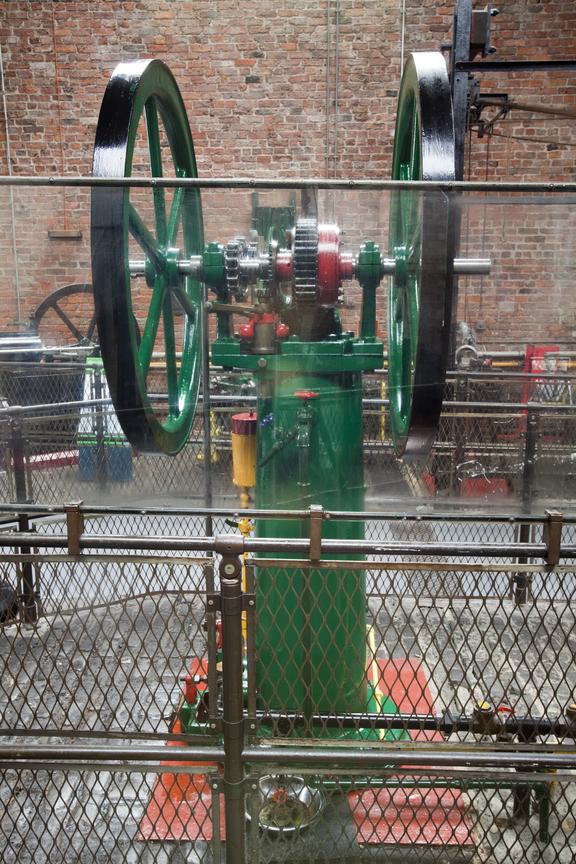 Crossley Brothers Atmospheric Gas Engine | Science Museum Group Collection