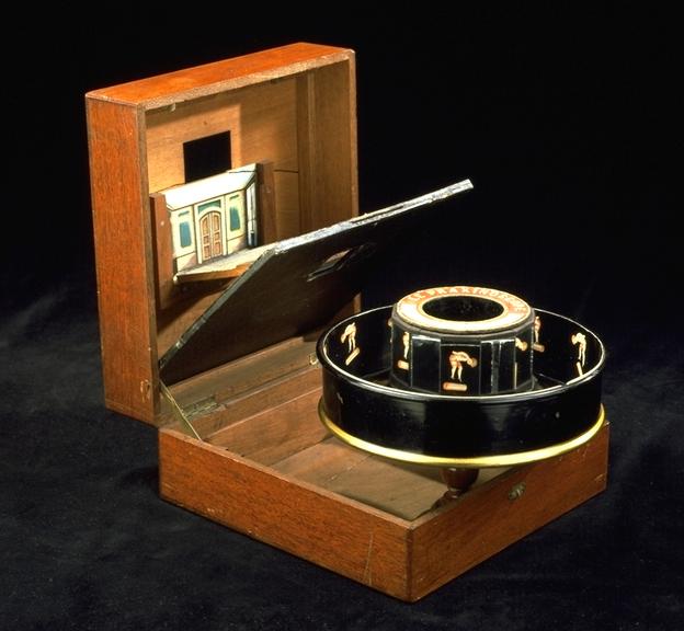Reynaud's Praxinoscope Theatre | Science Museum Group Collection