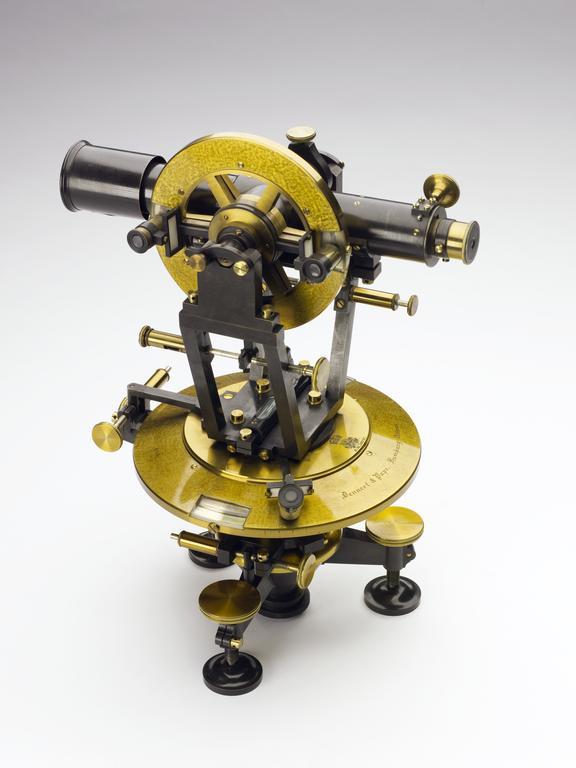 Surveyor's transit theodolite. | Science Museum Group Collection