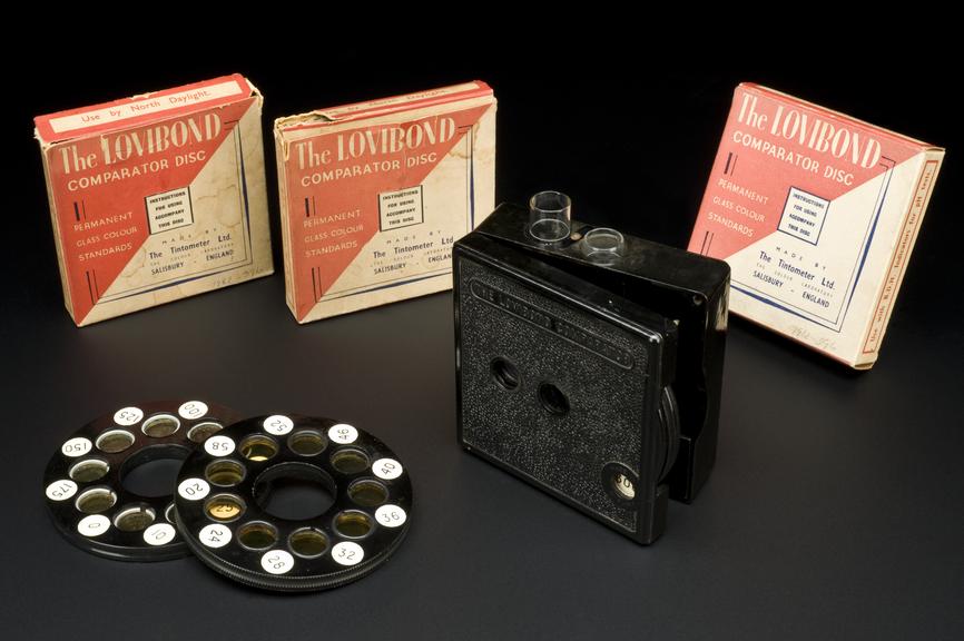 Colorimeter with three disc comparators, Wiltshire, England, 1951-1960 ...