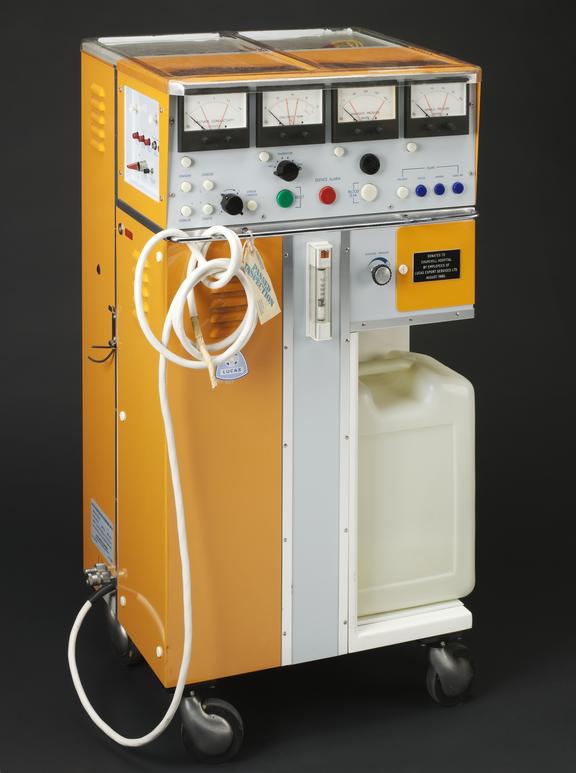 Dialysis machine, London, England, 1975-1980 | Science Museum Group ...