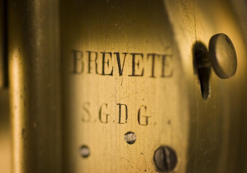 Thompson's Revolver Camera | Science Museum Group Collection