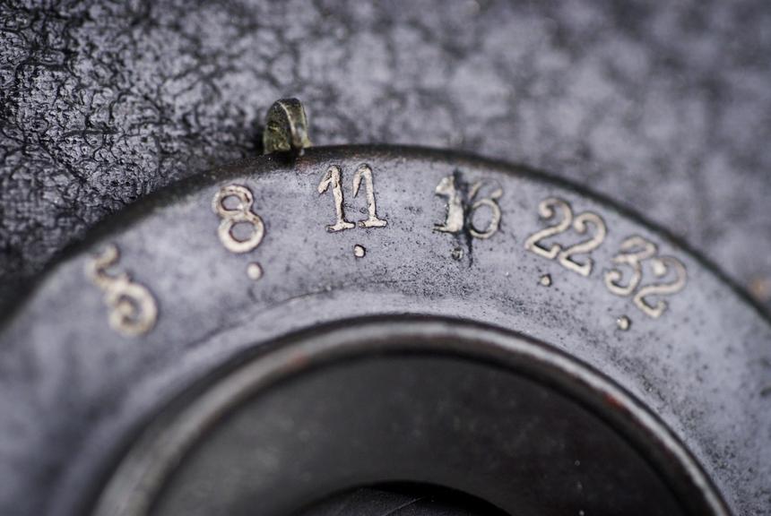 'Midg' Camera Used to Make the First Two `Cottingley fairies ...