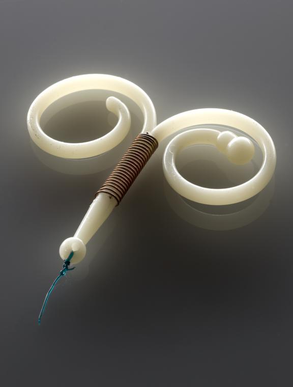 Intra-uterine device 'Copper-Y’ | Science Museum Group Collection