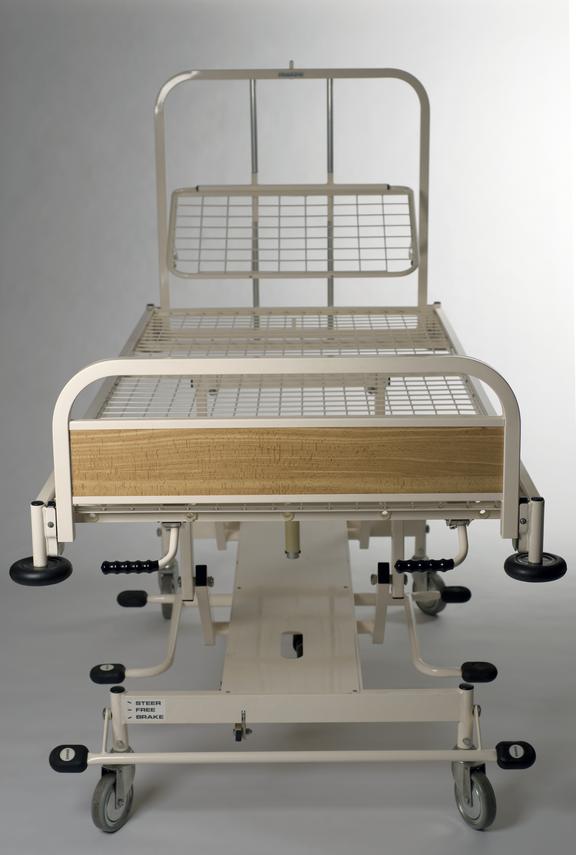 'King’s Fund’ hospital bed | Science Museum Group Collection
