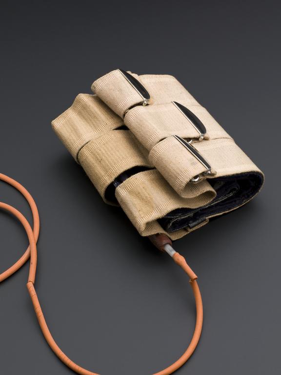 Riva-Rocci-type sphygmomanomter | Science Museum Group Collection