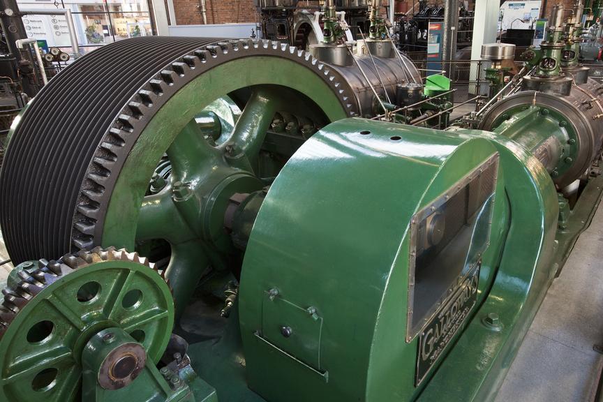 Elm Street Mill Cross-Compound Steam Engine | Science Museum Group ...