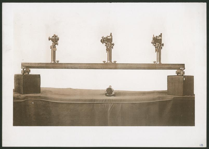 photograph, Optical Bench | Science Museum Group Collection