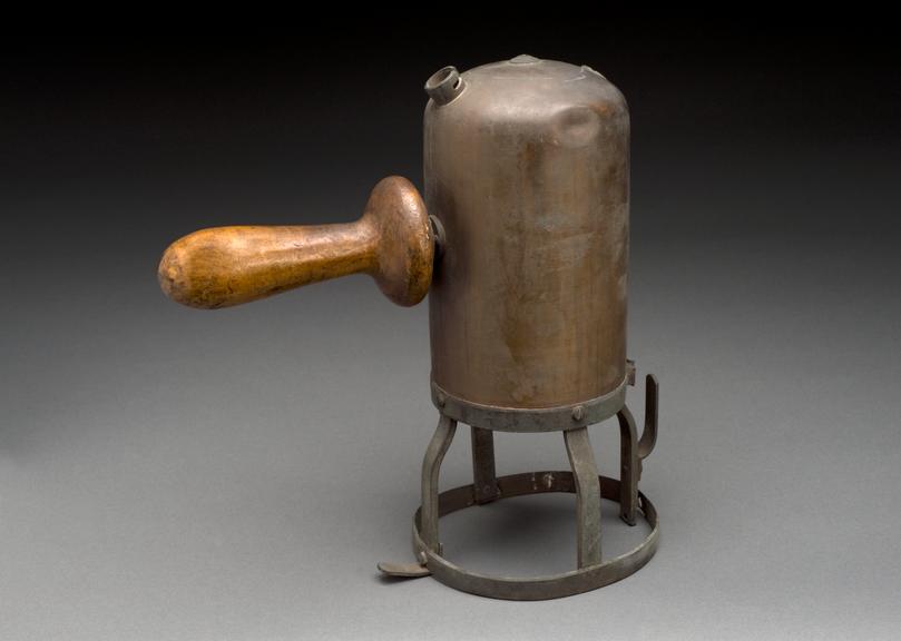 Lister-type carbolic steam spray | Science Museum Group Collection