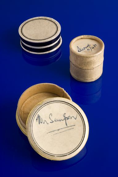 Empty paper pill box, Europe, 1801-1900 | Science Museum Group Collection