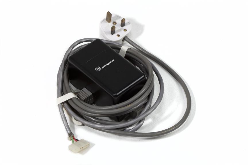 ICL Perq 1a computer with accessories | Science Museum Group Collection