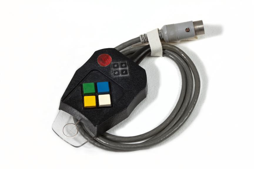 ICL Perq 1a computer with accessories | Science Museum Group Collection