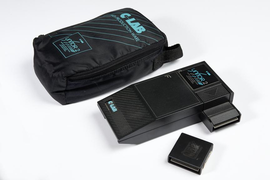 Unitor 2 SMPTE/EBU synchronizer midi expander | Science Museum Group ...