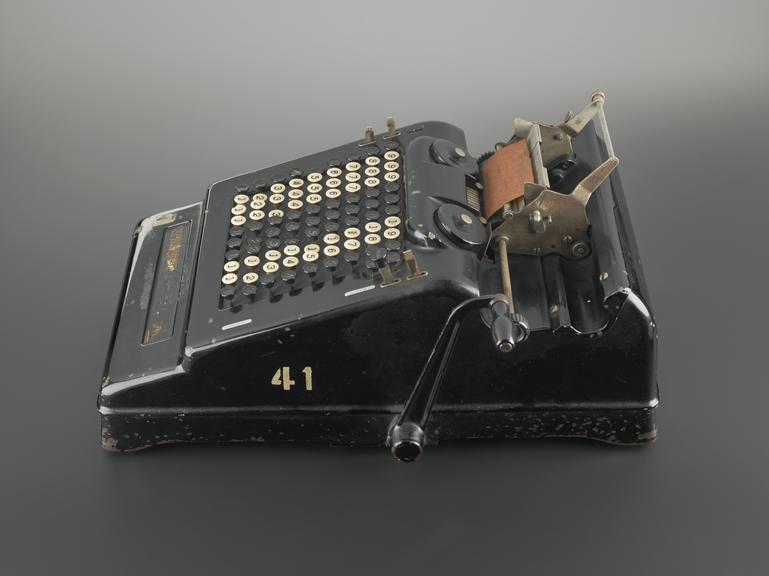 Burroughs Class 4 1000 hand operated adding and listing machine with ...