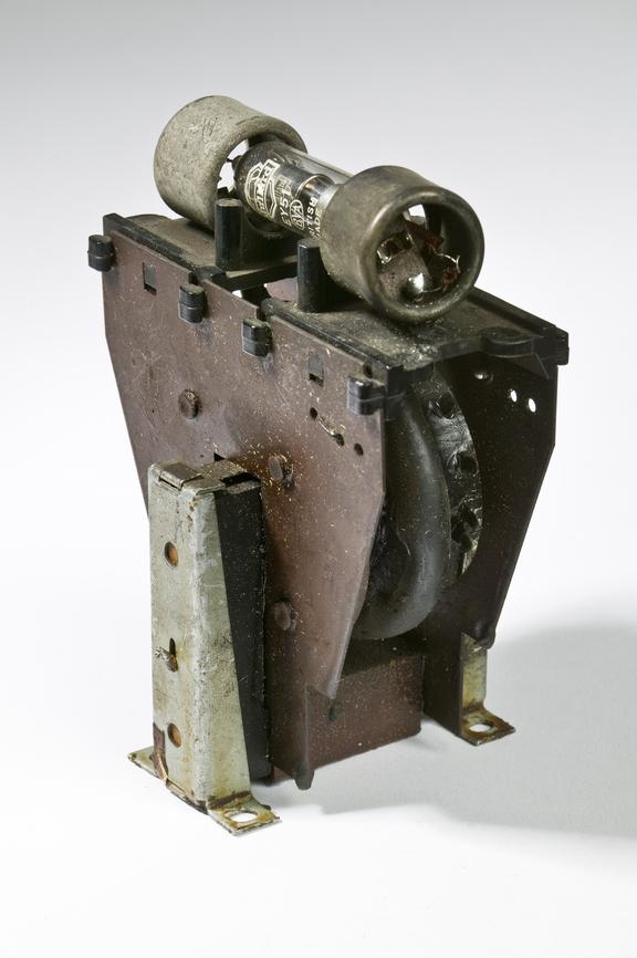 Mullard thermionic valve | Science Museum Group Collection