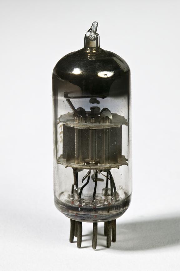 Thermionic valve, type 1242H9 | Science Museum Group Collection