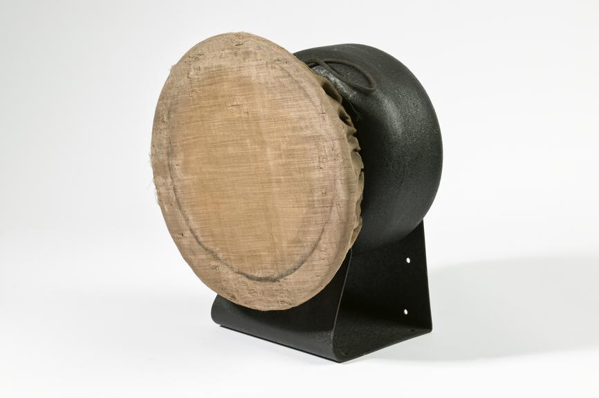 Ferranti model M1 loudspeaker | Science Museum Group Collection