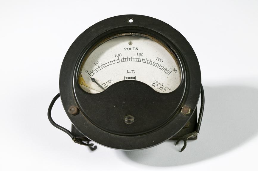 Ferranti Ltd model B425F electric meter | Science Museum Group Collection