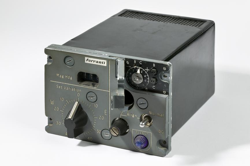 Ferranti type FHS/XCPI compass control unit | Science Museum Group ...