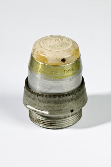Model N7 Mark II shell fuse nosecap | Science Museum Group Collection