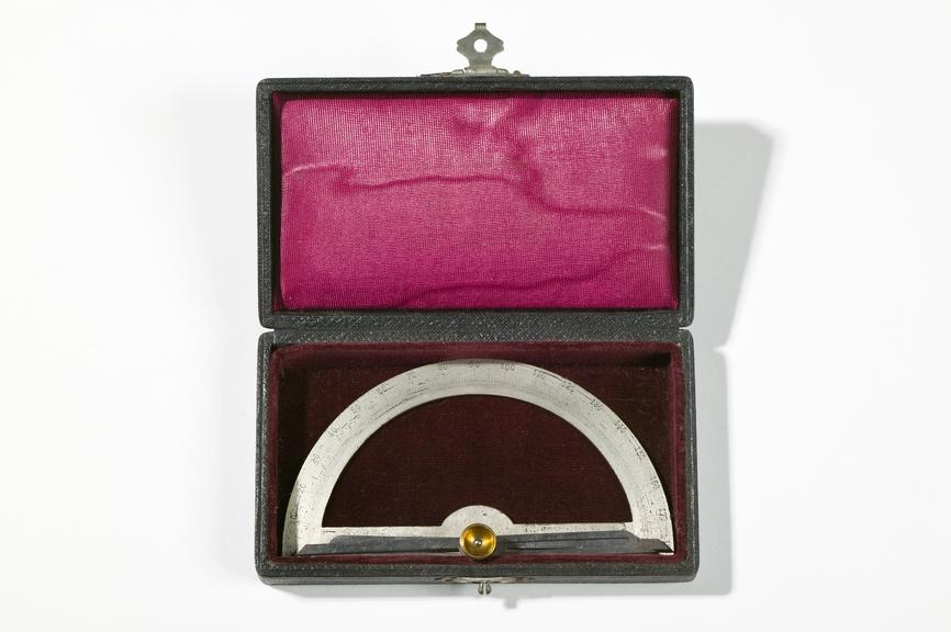 180-Degree Protractor | Science Museum Group Collection