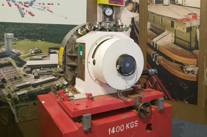 Items from the decommissioned Synchrotron Radiation Source (SRS ...