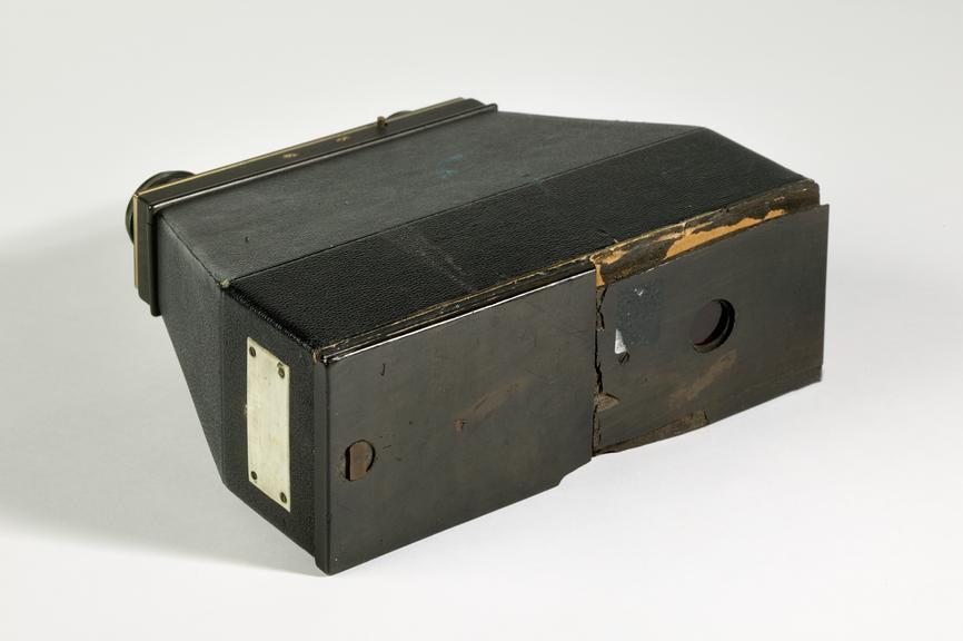 Twin-Lens Reflex Camera | Science Museum Group Collection