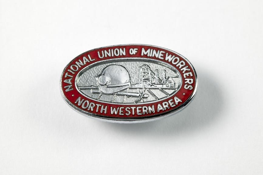 Trade union badge | Science Museum Group Collection