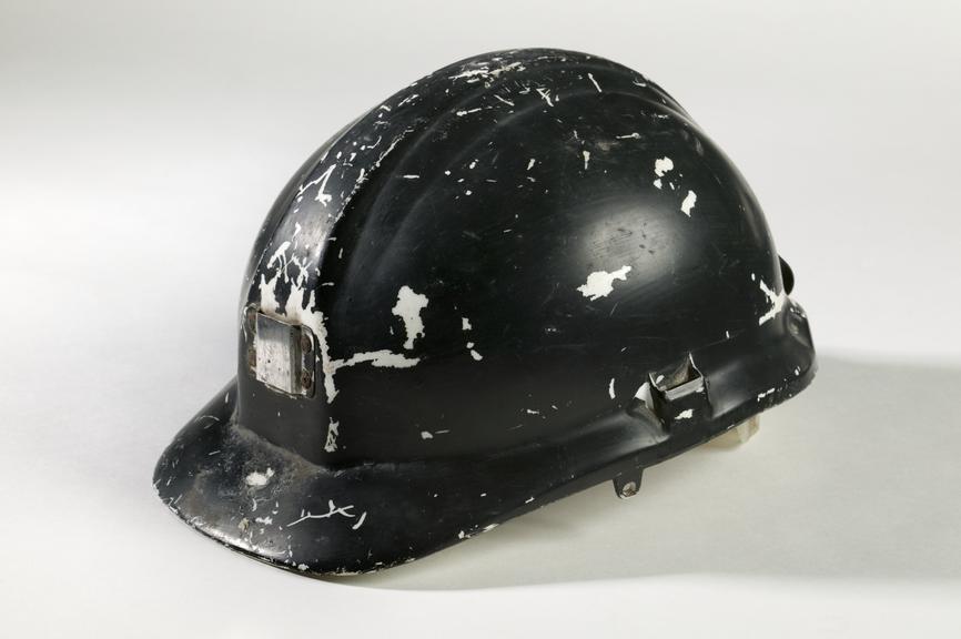 Coal miner's helmet | Science Museum Group Collection