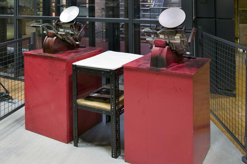 Hand-operated printing press | Science Museum Group Collection