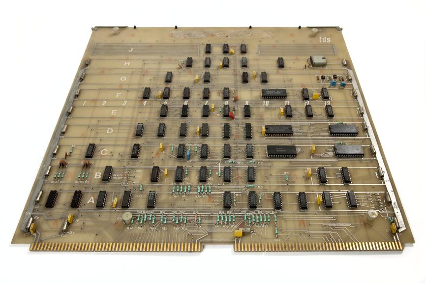 Nova 3/12 minicomputer | Science Museum Group Collection