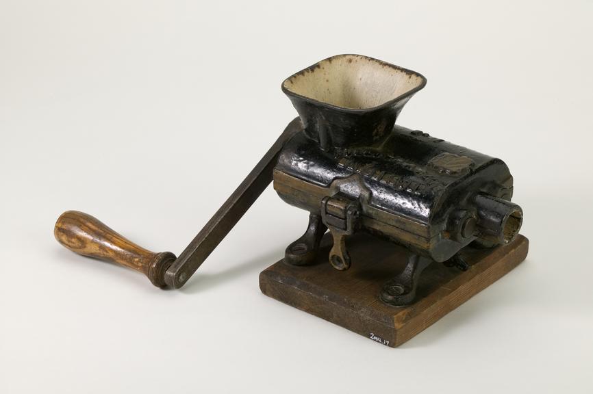 Sausage-making machine | Science Museum Group Collection