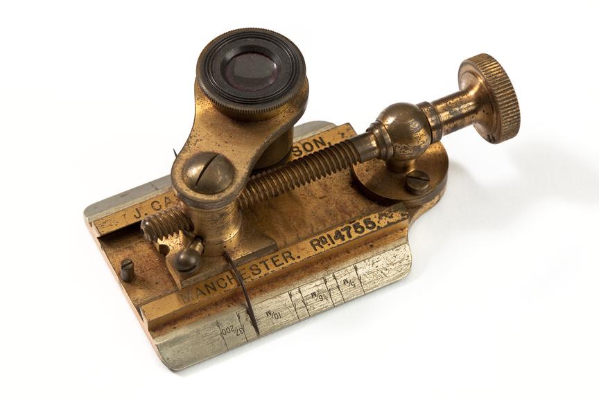 Microscope cloth counting glass by Casartelli | Science Museum Group ...