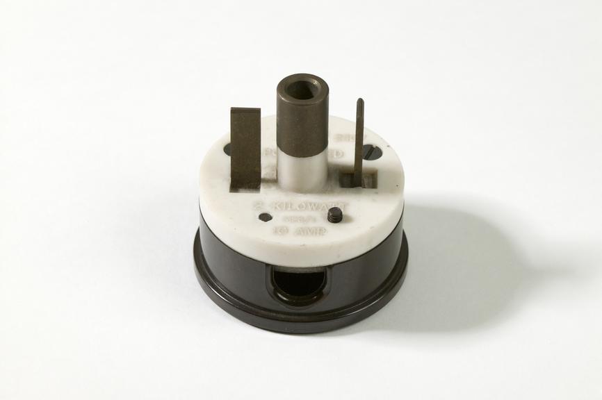 Wylex Electric Plug | Science Museum Group Collection